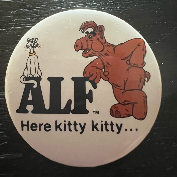 Alf | Other | Vintage Alf Here Kitty Kitty 8s Tv Alien Life Form Button ...